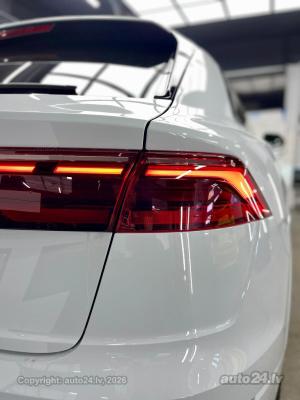 White Audi Q8 2024 in Tallinn, with an engine capacity of 3.00 L and mileage of 14 thousand km for 92500 €, photo 16 on AUTOMOTO.COM.LV