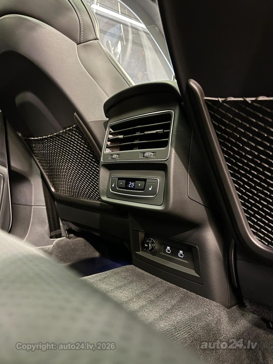 White Audi Q8 2024 in Tallinn, with an engine capacity of 3.00 L and mileage of 14 thousand km for 92500 €, photo 17 on AUTOMOTO.COM.LV