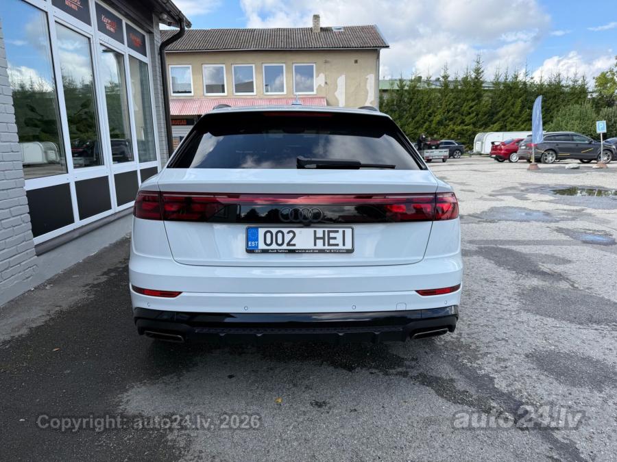Balts Audi Q8 2024 Rapla, ar dzinēja tilpumu 3.00 L un nobraukumu 31 tūkst. km par 78900 €, foto 5 vietnē AUTOMOTO.COM.LV