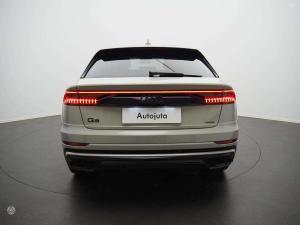 Yellow Audi Q8 2023 in Vilnius, with an engine capacity of 3.00 L and mileage of 74 thousand km for 57500 €, photo 7 on AUTOMOTO.COM.LV