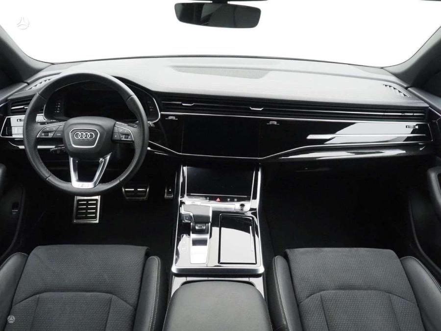 Yellow Audi Q8 2023 in Vilnius, with an engine capacity of 3.00 L and mileage of 74 thousand km for 57500 €, photo 20 on AUTOMOTO.COM.LV