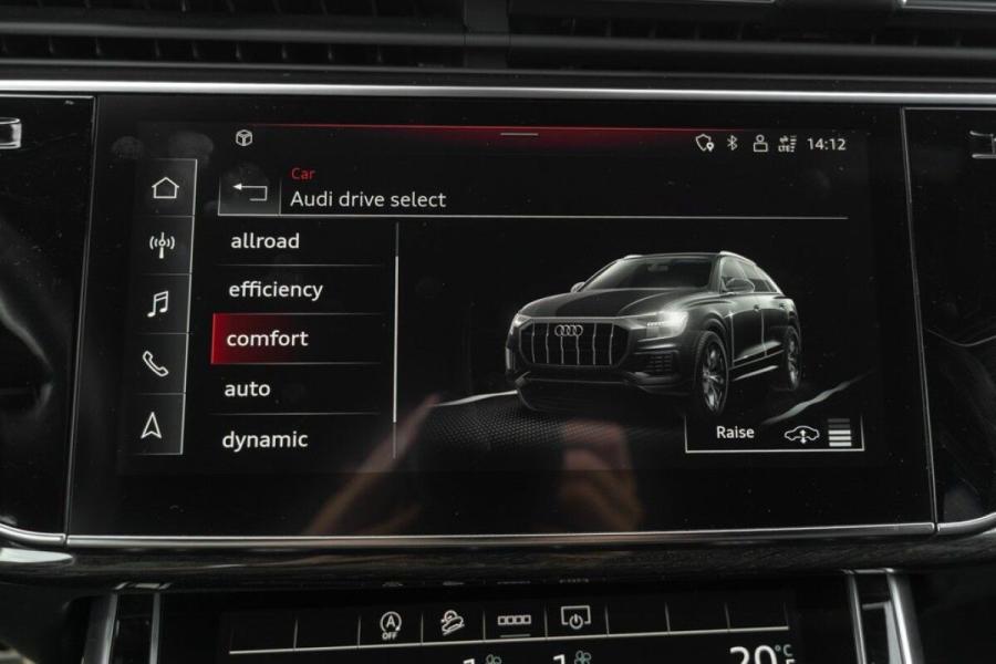 Желтый Ауди Q8 2023 в Вильнюс, объемом двигателя 3.00 л и пробегом 92 тыс. км за 57800 €, фото 17 на AUTOMOTO.COM.LV