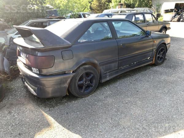 Melns Audi Quattro 1988 Liepāja, ar dzinēja tilpumu 2.30 L un nobraukumu 280 tūkst. km par 7500 €, foto 5 vietnē AUTOMOTO.COM.LV