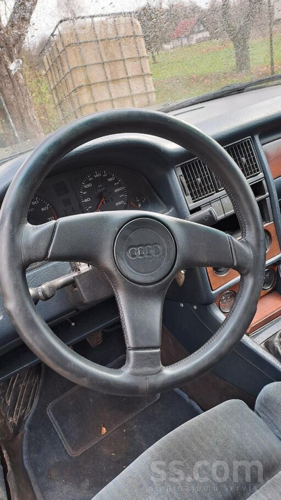 Черный Ауди Quattro 1989 в Бауска, объемом двигателя 2.20 л и пробегом 375 тыс. км за 4600 €, фото 3 на AUTOMOTO.COM.LV