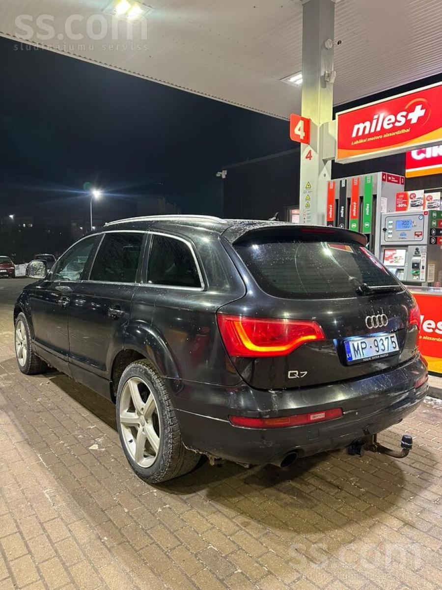 Melns Audi Quattro 2007 Jelgava, ar dzinēja tilpumu 3.00 L un nobraukumu 520 tūkst. km par 3600 €, foto 4 vietnē AUTOMOTO.COM.LV