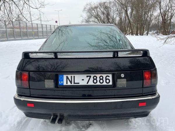 Black Audi Quattro 1989 in Riga, with an engine capacity of 2.30 L and mileage of 229 thousand km for 6490 €, photo 8 on AUTOMOTO.COM.LV