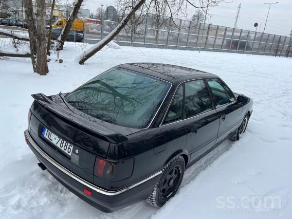 Black Audi Quattro 1989 in Riga, with an engine capacity of 2.30 L and mileage of 229 thousand km for 6490 €, photo 10 on AUTOMOTO.COM.LV