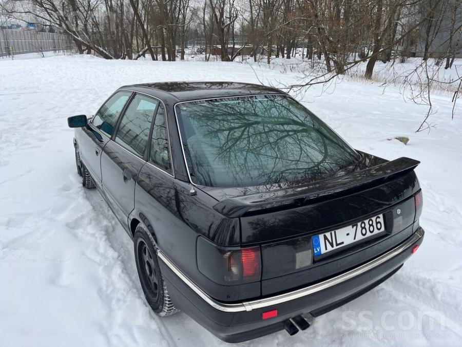 Melns Audi Quattro 1989 Rīga, ar dzinēja tilpumu 2.30 L un nobraukumu 229 tūkst. km par 6490 €, foto 12 vietnē AUTOMOTO.COM.LV