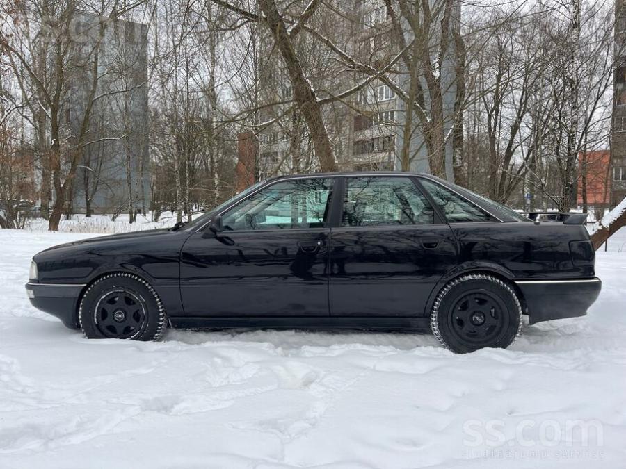 Melns Audi Quattro 1989 Rīga, ar dzinēja tilpumu 2.30 L un nobraukumu 229 tūkst. km par 6490 €, foto 14 vietnē AUTOMOTO.COM.LV