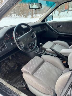 Melns Audi Quattro 1989 Rīga, ar dzinēja tilpumu 2.30 L un nobraukumu 229 tūkst. km par 6490 €, foto 16 vietnē AUTOMOTO.COM.LV