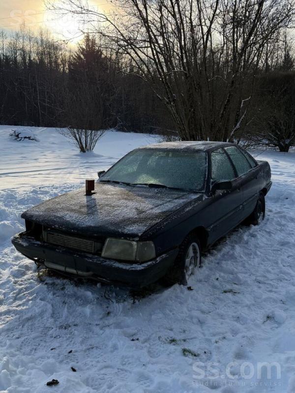 Melns Audi Quattro 1990 Bauska, ar dzinēja tilpumu 2.50 L un nobraukumu 346 tūkst. km par 1000 €, foto 1 vietnē AUTOMOTO.COM.LV