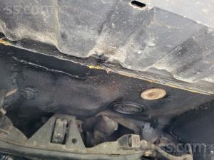 Melns Audi Quattro 1990 Bauska, ar dzinēja tilpumu 2.10 L un nobraukumu 329 tūkst. km par 3000 €, foto 11 vietnē AUTOMOTO.COM.LV