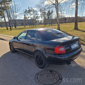 Melns Audi Quattro 1997 Liepāja, ar dzinēja tilpumu 1.80 L un nobraukumu 295 tūkst. km par 1900 €, foto 5 vietnē AUTOMOTO.COM.LV