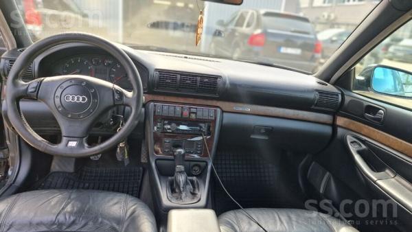 Melns Audi Quattro 1999 Rīga, ar dzinēja tilpumu 2.80 L un nobraukumu 240 tūkst. km par 2450 €, foto 9 vietnē AUTOMOTO.COM.LV