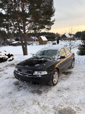 Melns Audi Quattro 2000 Valka, ar dzinēja tilpumu 1.80 L un nobraukumu 137 tūkst. km par 1250 €, foto  vietnē AUTOMOTO.COM.LV