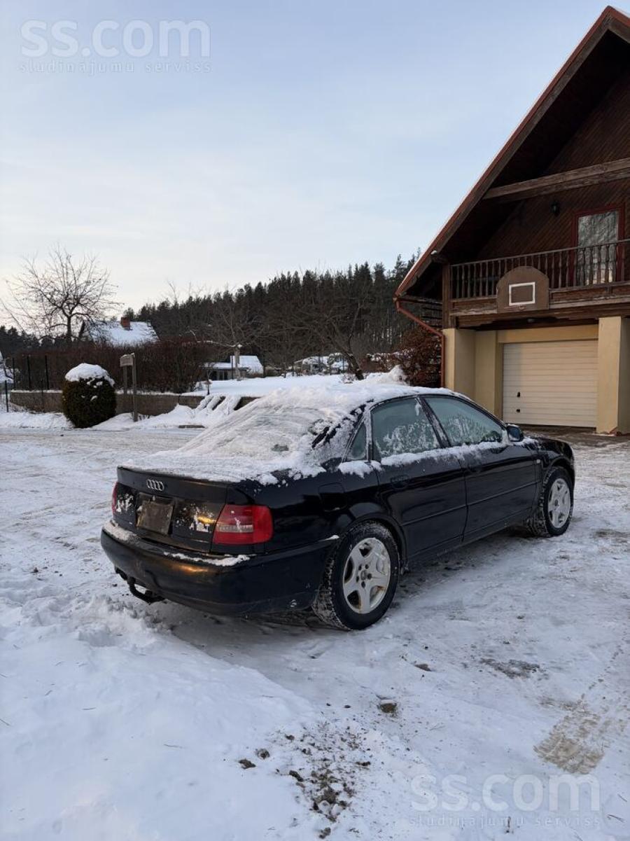 Melns Audi Quattro 2000 Valka, ar dzinēja tilpumu 1.80 L un nobraukumu 137 tūkst. km par 1250 €, foto 3 vietnē AUTOMOTO.COM.LV