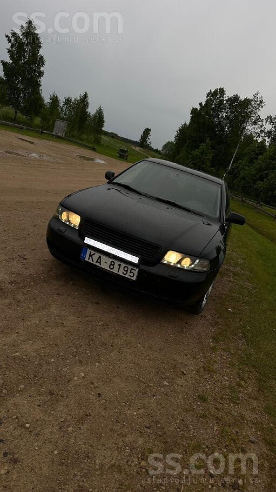 Melns Audi Quattro 1998 Ogre, ar dzinēja tilpumu 2.40 L un nobraukumu 363 tūkst. km par 1500 €, foto 1 vietnē AUTOMOTO.COM.LV