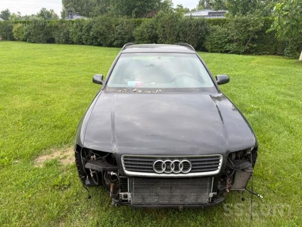 Черный Ауди Quattro 1999 в Елгава, объемом двигателя 1.90 л и пробегом 267 тыс. км за 1950 €, фото 2 на AUTOMOTO.COM.LV