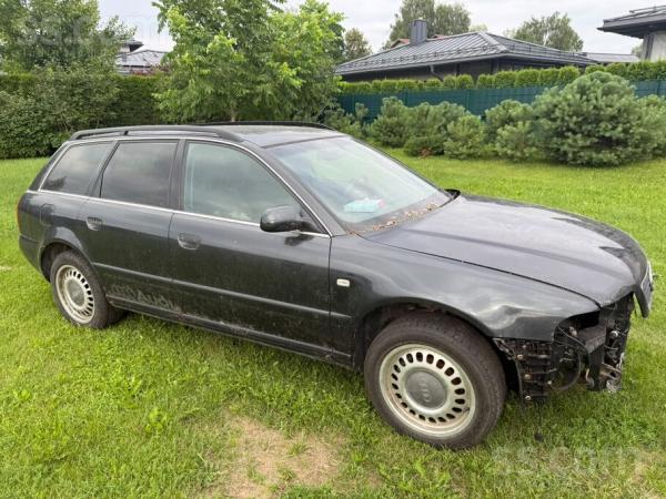 Черный Ауди Quattro 1999 в Елгава, объемом двигателя 1.90 л и пробегом 267 тыс. км за 1950 €, фото 3 на AUTOMOTO.COM.LV