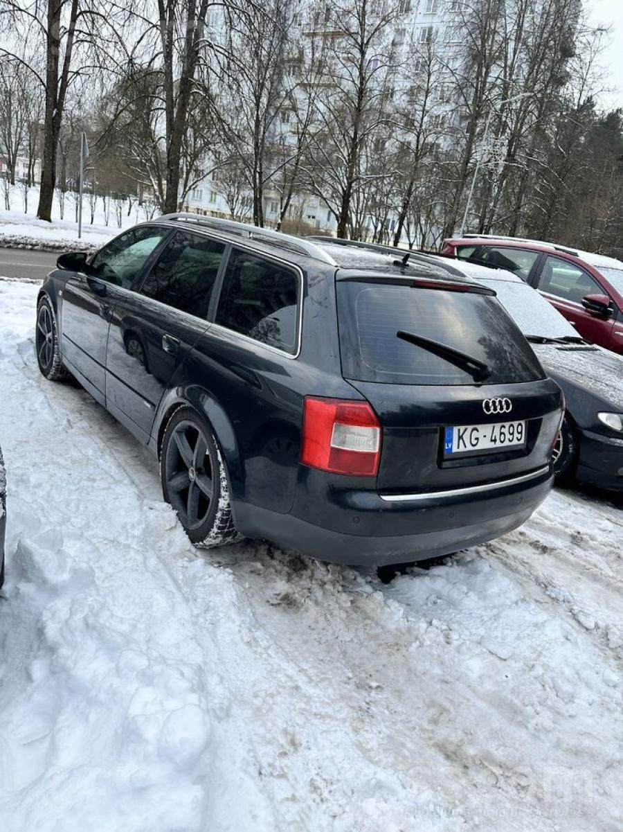 Melns Audi Quattro 2002 Ogre, ar dzinēja tilpumu 2.50 L un nobraukumu 320 tūkst. km par 2450 €, foto 4 vietnē AUTOMOTO.COM.LV