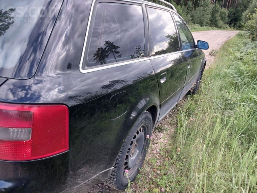 Melns Audi Quattro 2004 Rīga, ar dzinēja tilpumu 2.50 L un nobraukumu 376 tūkst. km par 1250 €, foto 6 vietnē AUTOMOTO.COM.LV