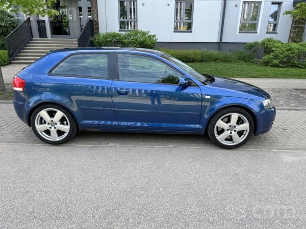 Zils Audi Quattro 2004 Rīga, ar dzinēja tilpumu 3.20 L un nobraukumu 153 tūkst. km par 6200 €, foto 2 vietnē AUTOMOTO.COM.LV