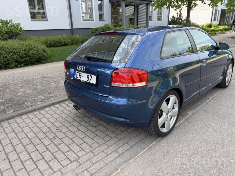 Zils Audi Quattro 2004 Rīga, ar dzinēja tilpumu 3.20 L un nobraukumu 153 tūkst. km par 6200 €, foto 5 vietnē AUTOMOTO.COM.LV