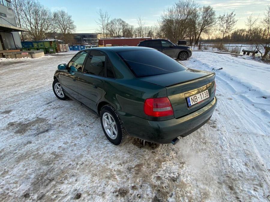 Zils Audi Quattro 2000 Rīga, ar dzinēja tilpumu 1.80 L un nobraukumu 360 tūkst. km par 3490 €, foto 4 vietnē AUTOMOTO.COM.LV