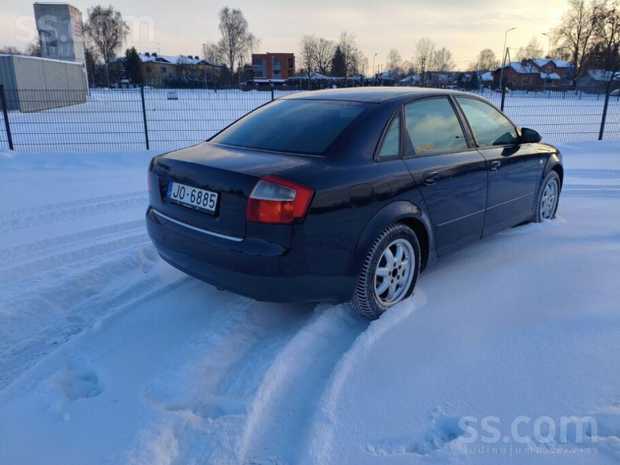 Zils Audi Quattro 2001 Jelgava, ar dzinēja tilpumu 2.50 L un nobraukumu 393 tūkst. km par 1600 €, foto 4 vietnē AUTOMOTO.COM.LV