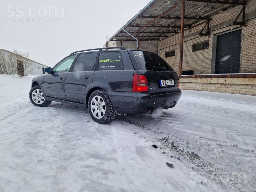 Zils Audi Quattro 1996 Bauska, ar dzinēja tilpumu 1.80 L un nobraukumu 392 tūkst. km par 3400 €, foto 4 vietnē AUTOMOTO.COM.LV