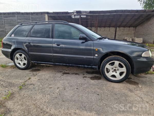 Blue Audi Quattro 1996 in Bauska, with an engine capacity of 1.80 L and mileage of 393 thousand km for 2400 €, photo 5 on AUTOMOTO.COM.LV