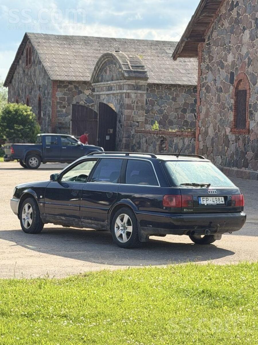 Blue Audi Quattro 1996 in Valmiera, with an engine capacity of 2.50 L and mileage of 502 thousand km for 2150 €, photo 6 on AUTOMOTO.COM.LV