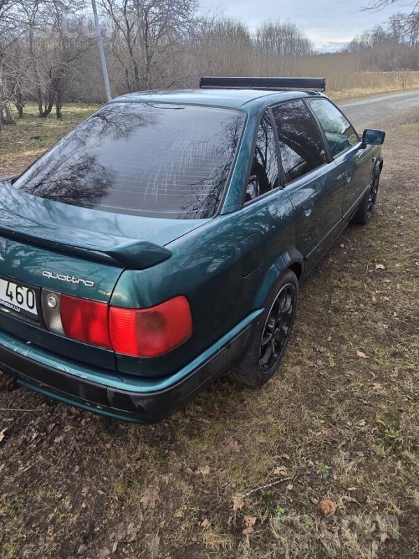 Zaļš Audi Quattro 1993 Rīga, ar dzinēja tilpumu 1.80 L un nobraukumu 277 tūkst. km par 3100 €, foto 3 vietnē AUTOMOTO.COM.LV