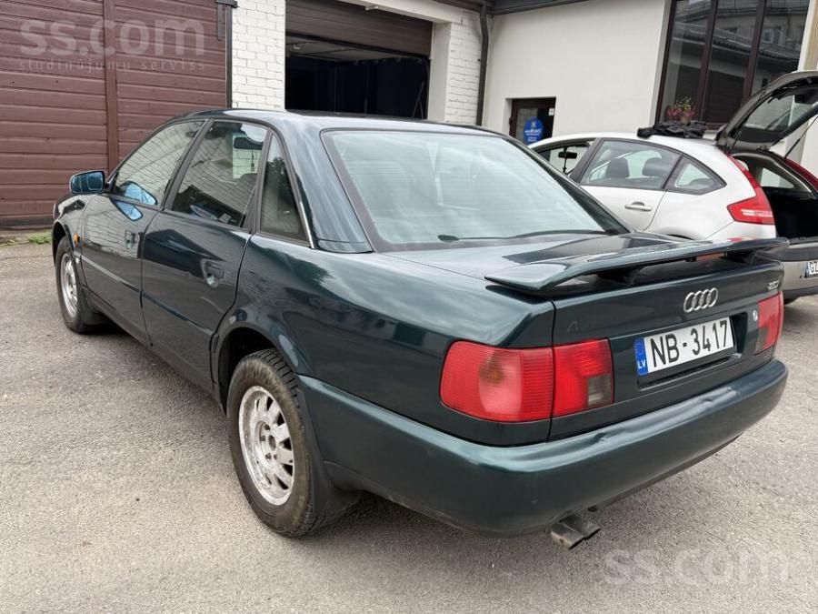 Zaļš Audi Quattro 1995 Kuldīga, ar dzinēja tilpumu 2.00 L un nobraukumu 440 tūkst. km par 2750 €, foto 5 vietnē AUTOMOTO.COM.LV