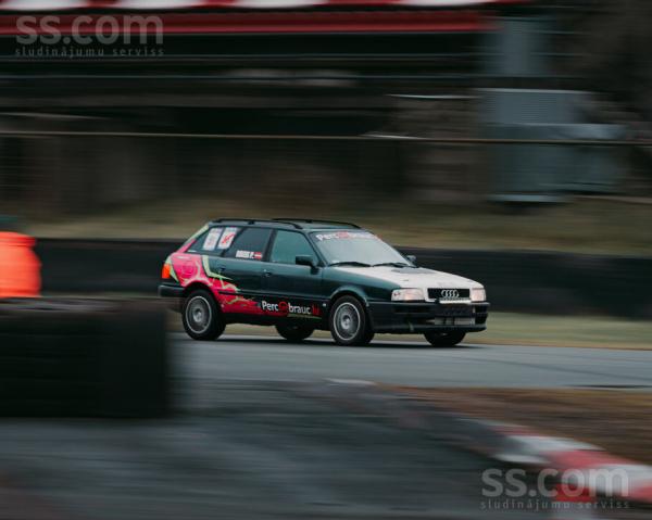 Green Audi Quattro 1994 in Riga, with an engine capacity of 2.50 L and mileage of 291 thousand km for 5490 €, photo 4 on AUTOMOTO.COM.LV