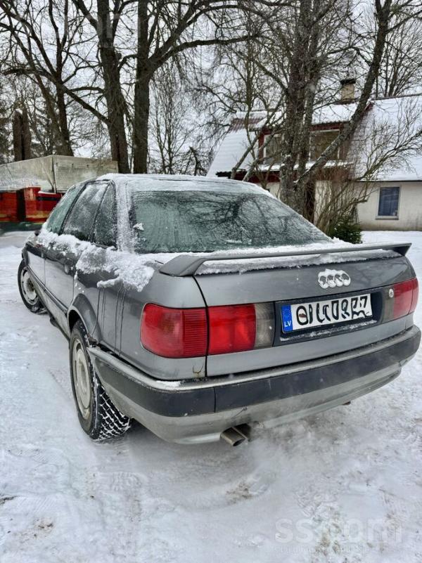 Pelēks Audi Quattro 1993 Kuldīga, ar dzinēja tilpumu 2.80 L un nobraukumu 296 tūkst. km par 1500 €, foto 4 vietnē AUTOMOTO.COM.LV