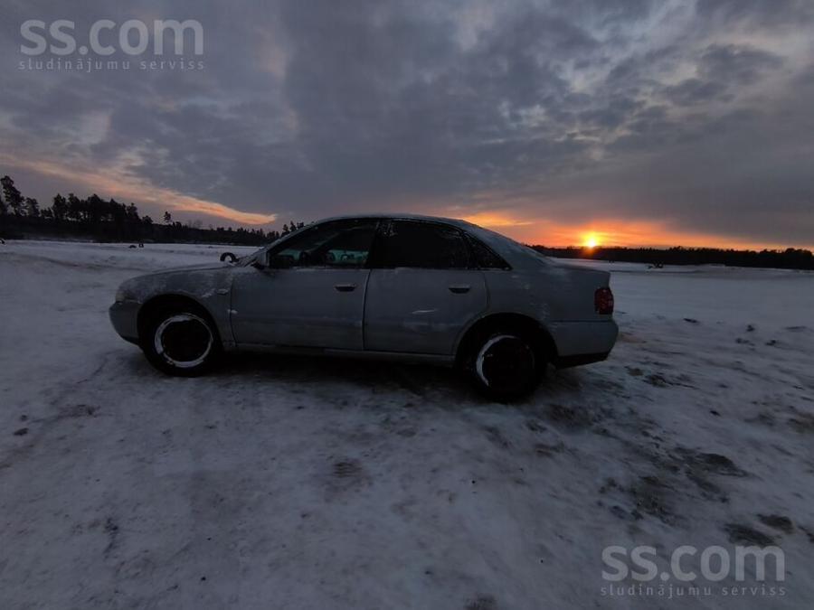 Grey Audi Quattro 2000 in Kuldiga, with an engine capacity of 1.80 L and mileage of 269 thousand km for 2400 €, photo 2 on AUTOMOTO.COM.LV