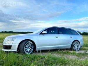 Pelēks Audi Quattro 2005 Valka, ar dzinēja tilpumu 3.00 L un nobraukumu 215 tūkst. km par 7800 €, foto 4 vietnē AUTOMOTO.COM.LV