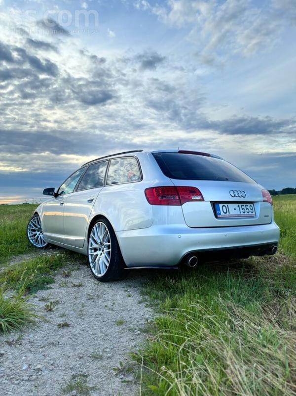 Pelēks Audi Quattro 2005 Valka, ar dzinēja tilpumu 3.00 L un nobraukumu 215 tūkst. km par 7800 €, foto 4 vietnē AUTOMOTO.COM.LV