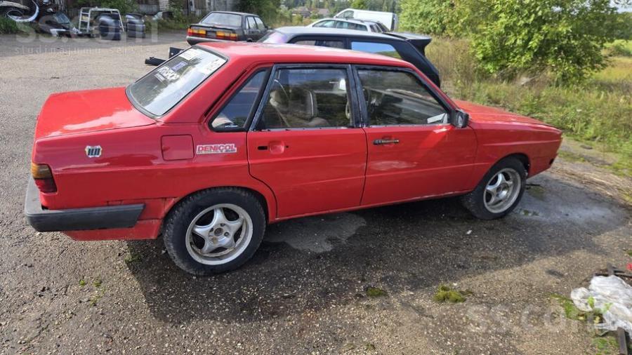 Красный Ауди Quattro 1983 в Мадона, объемом двигателя 2.20 л и пробегом 220 тыс. км за 2800 €, фото 3 на AUTOMOTO.COM.LV