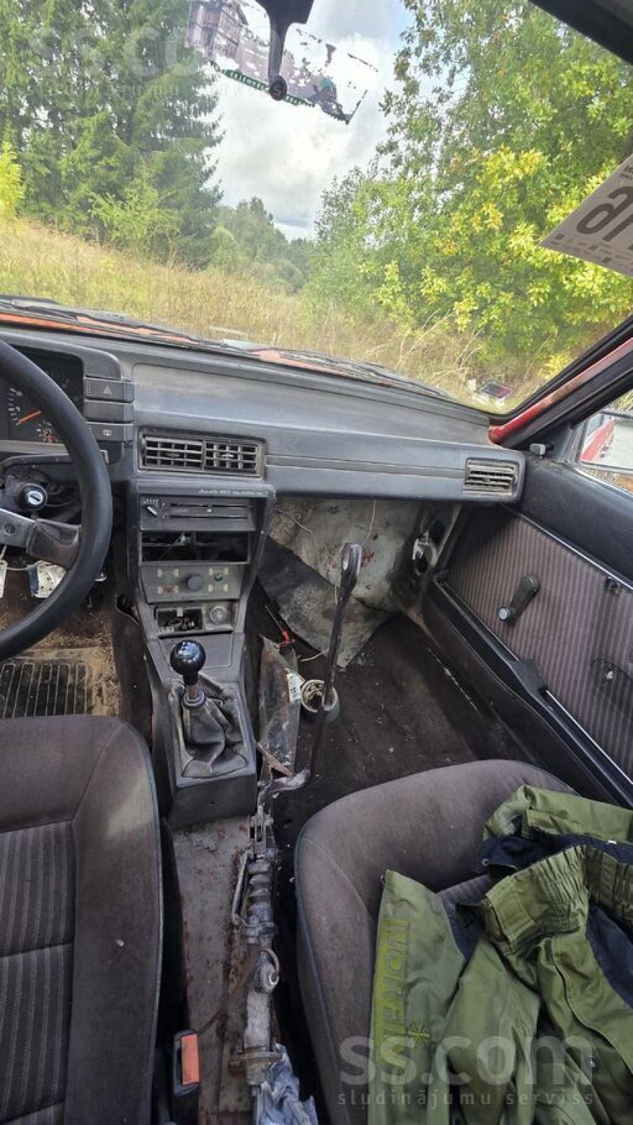 Красный Ауди Quattro 1983 в Мадона, объемом двигателя 2.20 л и пробегом 220 тыс. км за 2800 €, фото 7 на AUTOMOTO.COM.LV