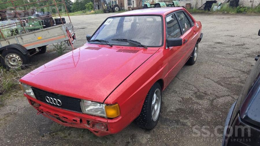 Sarkans Audi Quattro 1984 Madona, ar dzinēja tilpumu 2.20 L un nobraukumu 200 tūkst. km par 3200 €, foto 6 vietnē AUTOMOTO.COM.LV