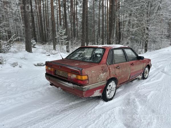 Sarkans Audi Quattro 1985 Rīga, ar dzinēja tilpumu 2.20 L un nobraukumu 289 tūkst. km par 3750 €, foto 2 vietnē AUTOMOTO.COM.LV