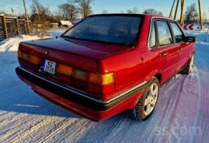 Красный Ауди Quattro 1985 в Валмиера, объемом двигателя 2.20 л и пробегом 211 тыс. км за 22000 €, фото 6 на AUTOMOTO.COM.LV