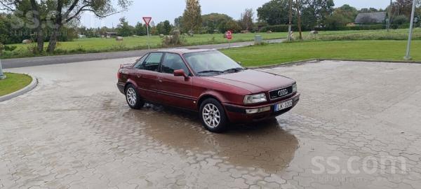 Красный Ауди Quattro 1991 в Лимбажи, объемом двигателя 2.80 л и пробегом 435 тыс. км за 3000 €, фото 1 на AUTOMOTO.COM.LV