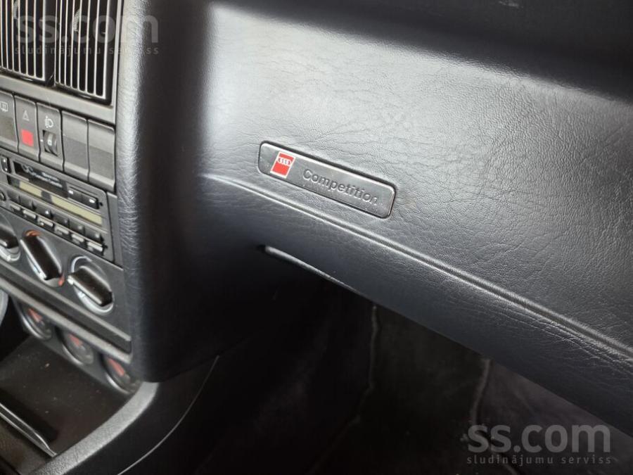 Red Audi Quattro 1993 in Bauska, with an engine capacity of 2.00 L and mileage of 0 thousand km for 3800 €, photo 7 on AUTOMOTO.COM.LV