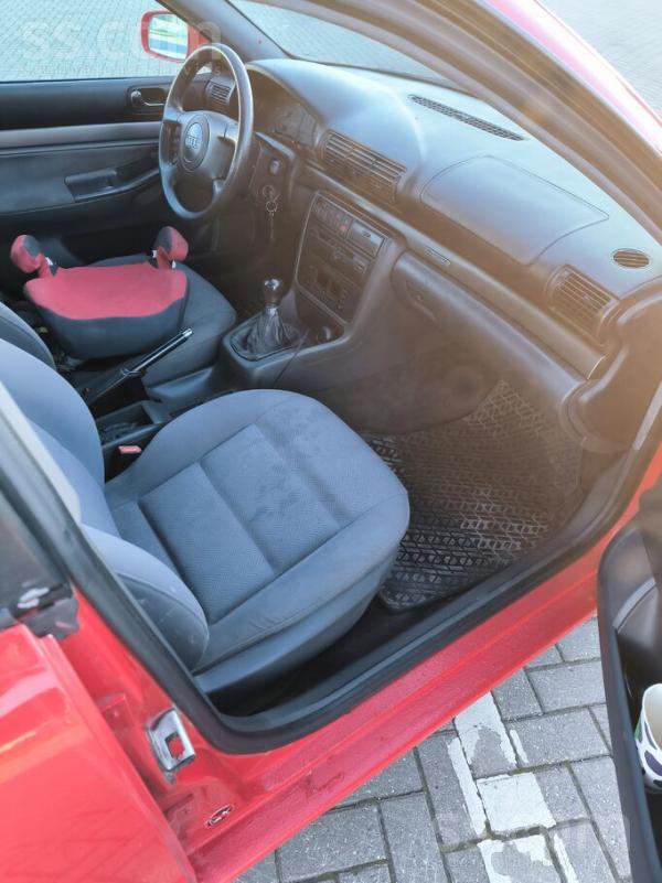 Red Audi Quattro 1998 in Valmiera, with an engine capacity of 1.90 L and mileage of 305 thousand km for 3500 €, photo 9 on AUTOMOTO.COM.LV