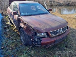 Sarkans Audi Quattro 1998 Cēsis, ar dzinēja tilpumu 2.80 L un nobraukumu 200 tūkst. km par 1300 €, foto  vietnē AUTOMOTO.COM.LV