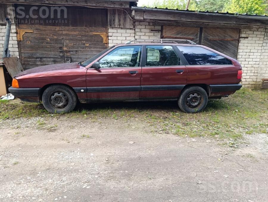 Red Audi Quattro 1989 in Dobele, with an engine capacity of 2.30 L and mileage of 348 thousand km for 2700 €, photo 1 on AUTOMOTO.COM.LV