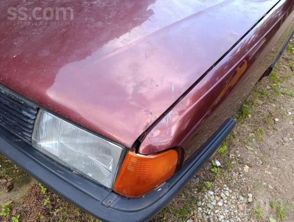 Red Audi Quattro 1989 in Dobele, with an engine capacity of 2.30 L and mileage of 348 thousand km for 2700 €, photo 4 on AUTOMOTO.COM.LV